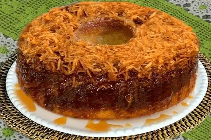 Bolo de coco queimado